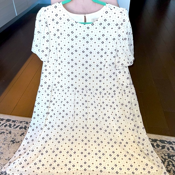 LOFT | Dresses | Loft Shift Dress With Cinched Waist And Sleeves Size 4 ...